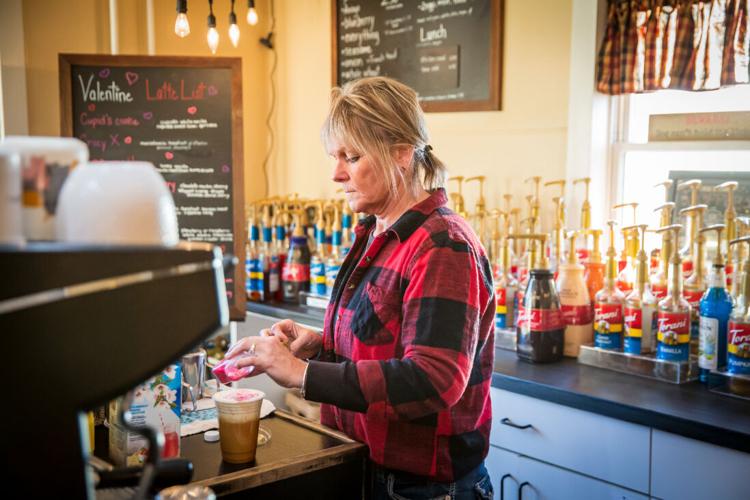 Sit ‘N Stay Café brews up blend of coffee, community | Culture ...