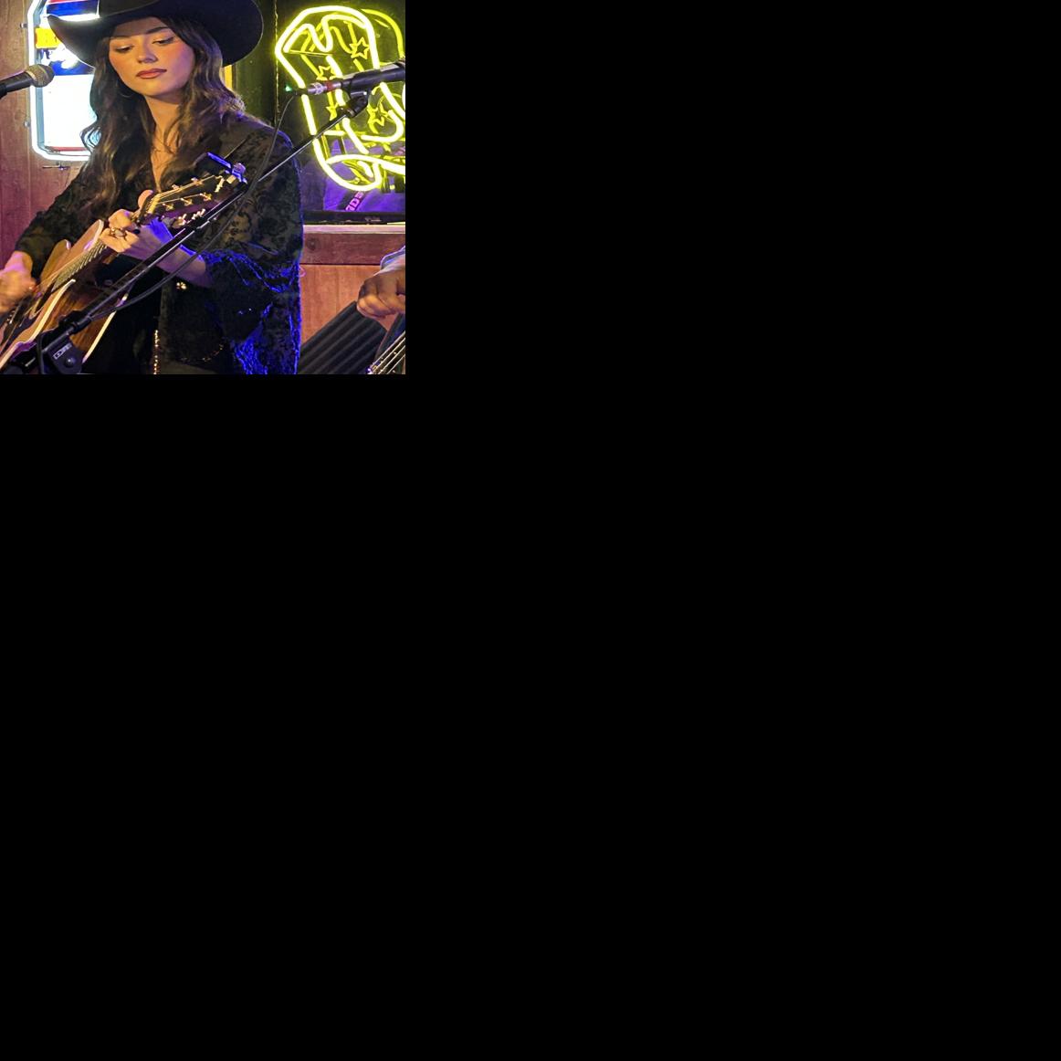Chasing Nashville Dreams With Julia Golden | Features | thepilot.com
