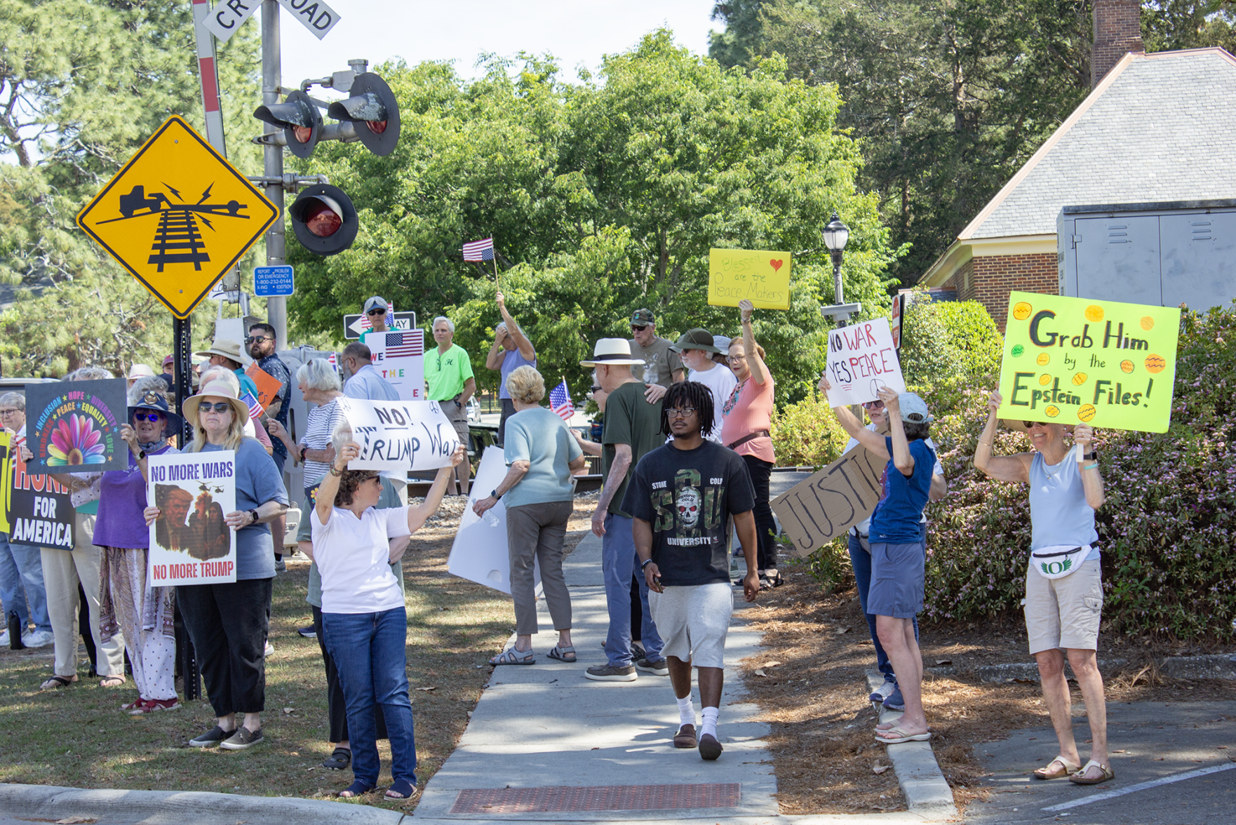 Stop The War Pop-Up Demonstration | Multimedia | thepilot.com