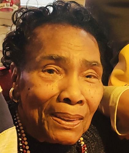 Alyce C. Thompson | Obituaries | thepilot.com