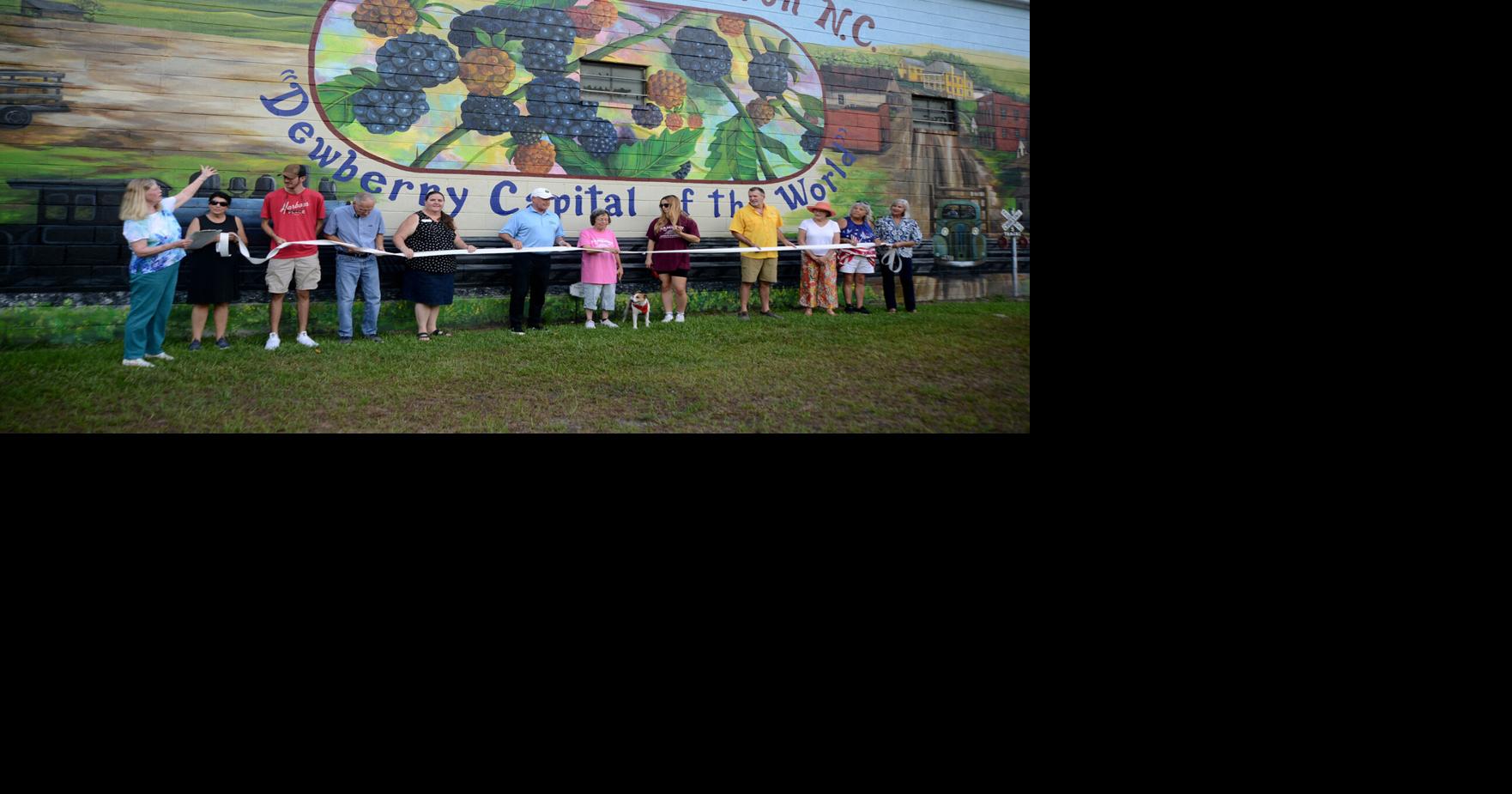 Cameron Celebrates First Mural | News | thepilot.com