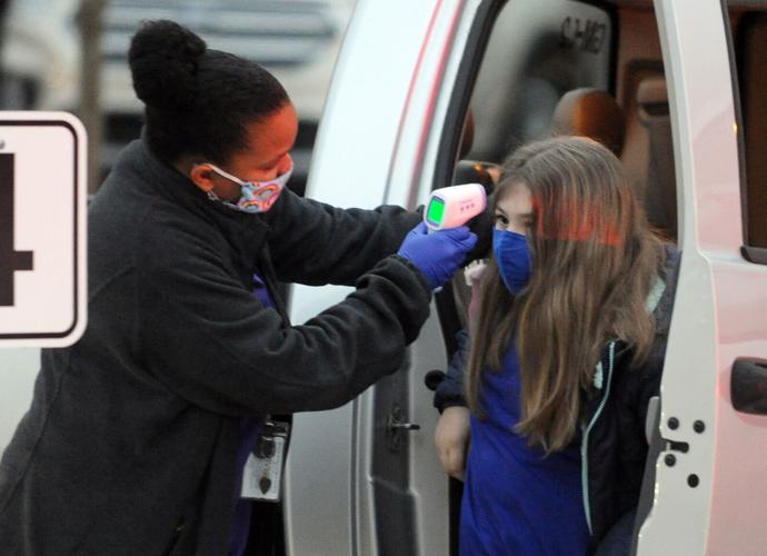 First Day at New Southern Pines Elementary | Gallery | thepilot.com
