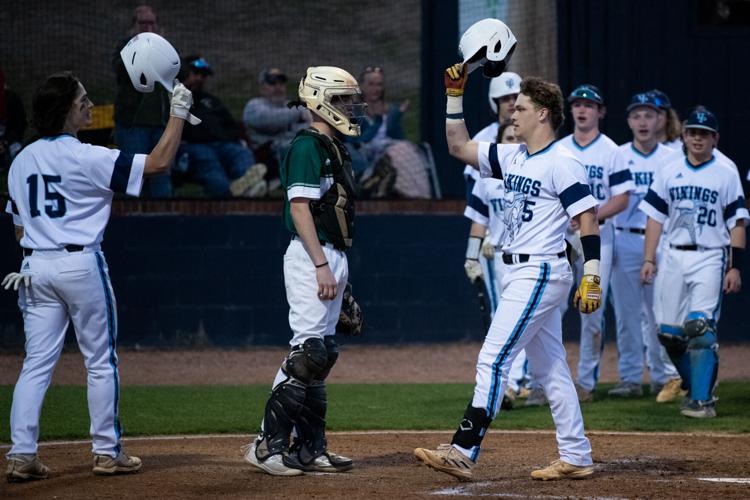 Roundup: Vikings Top Mustangs in Cross-County Clash | Sports | thepilot.com