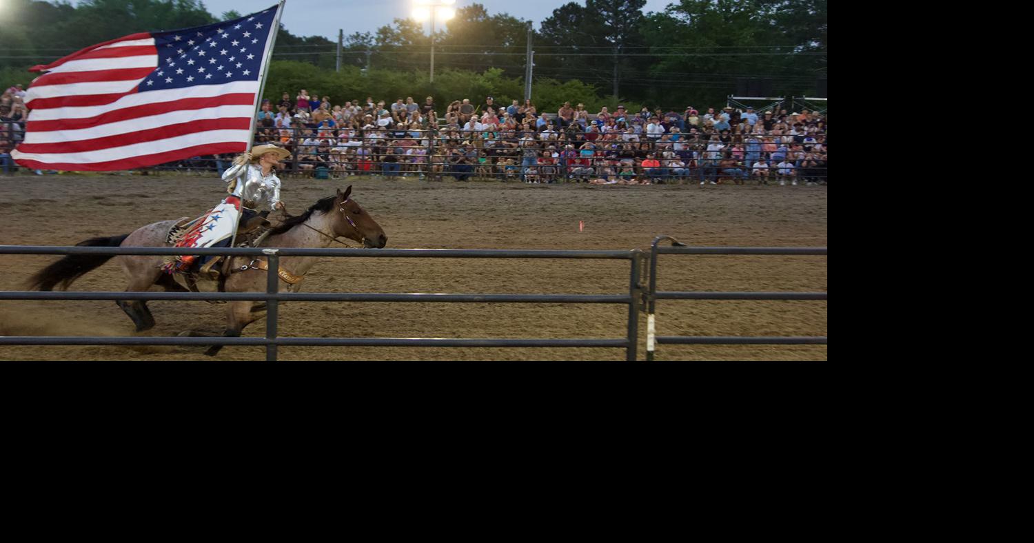The 2nd Annual Carthage Pro Rodeo | Gallery | thepilot.com