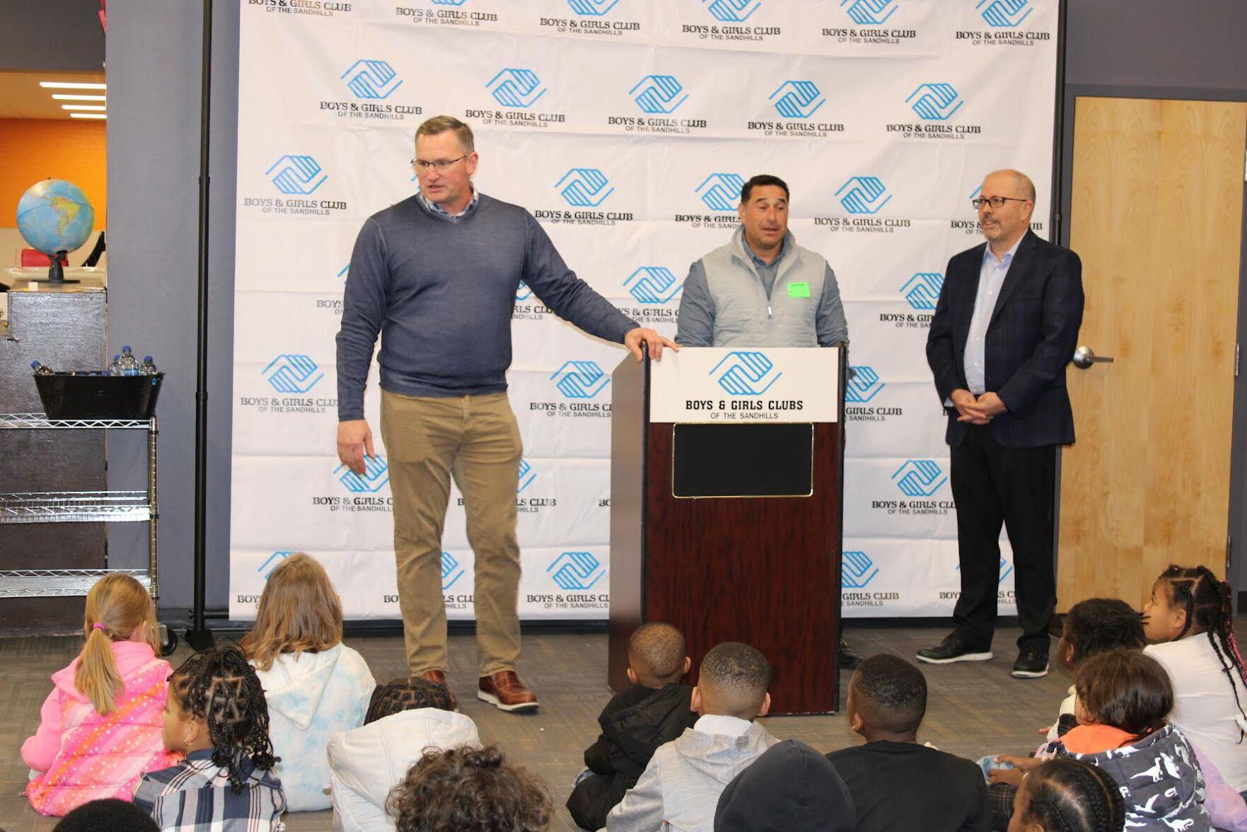 Veterans Guardian Makes $25K Donation to Boys and Girls Club of the ...