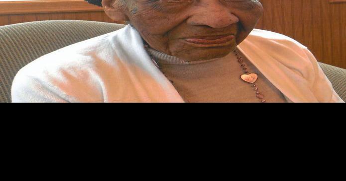 Ruth Akins | Obituaries | thepilot.com