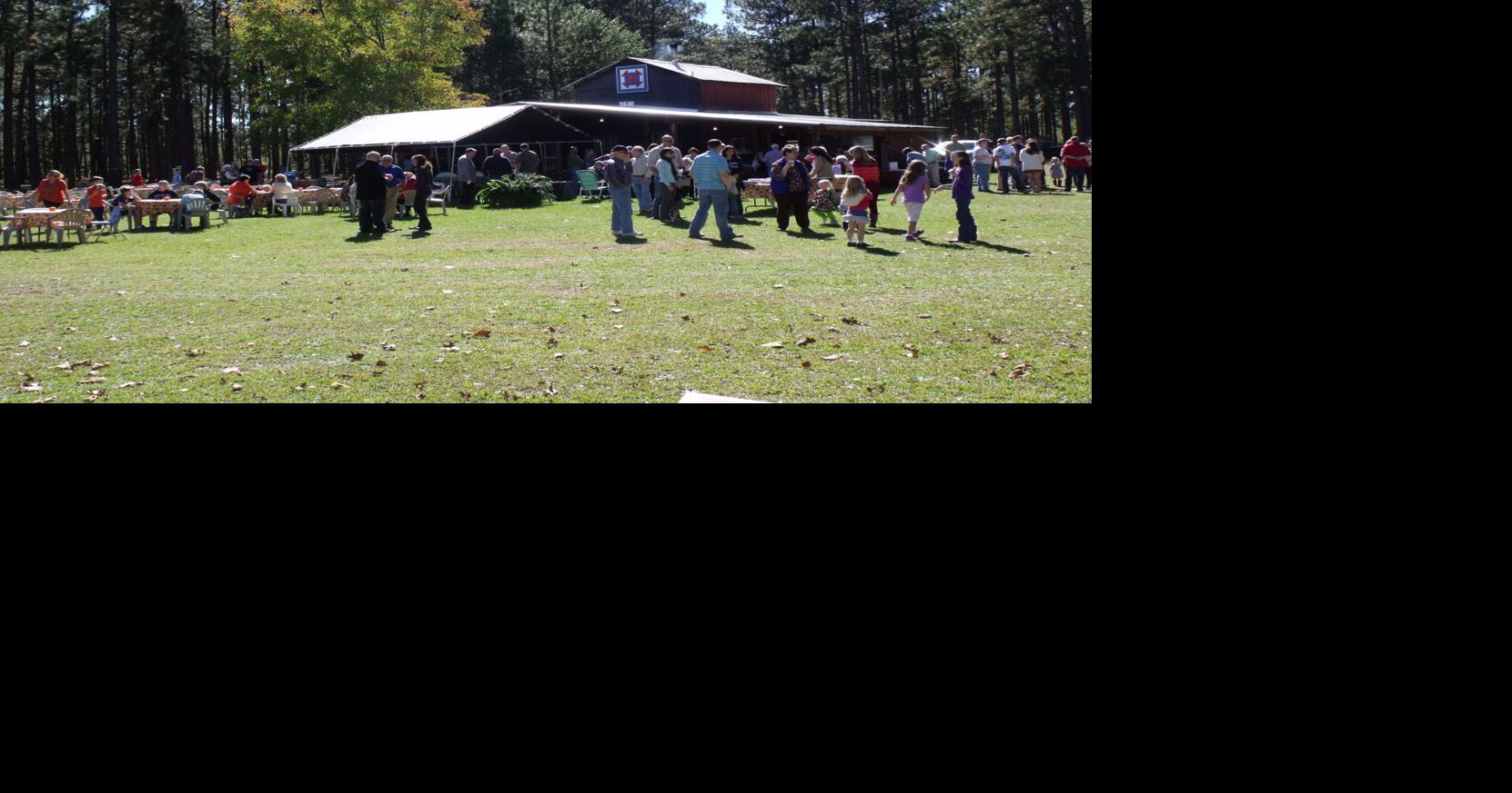 Hartsell Family Holds Annual Reunion | Features | thepilot.com