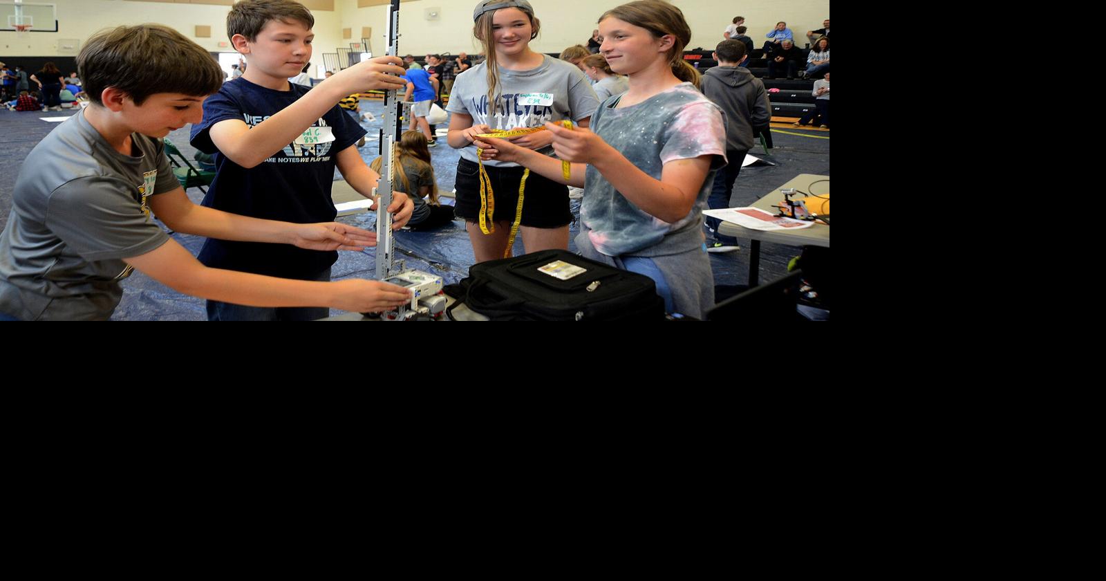 Middle School Robotics Competition | Gallery | thepilot.com