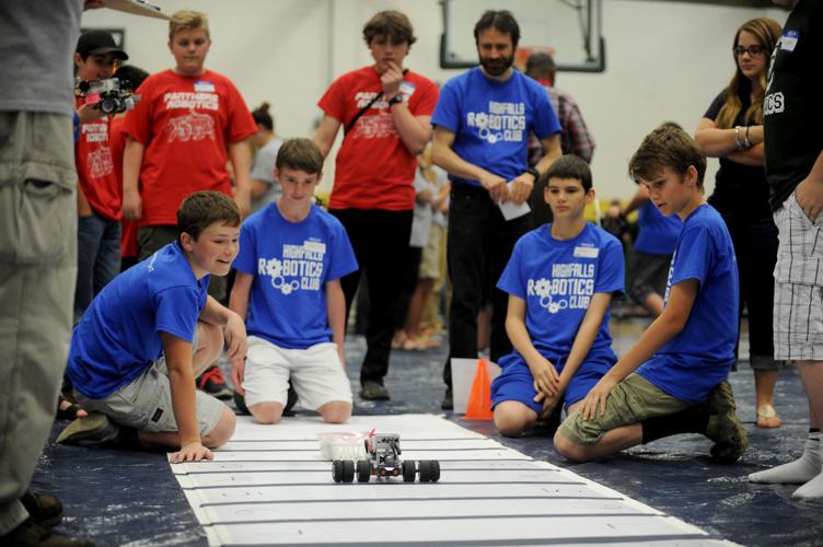 Moore County Schools Robotics Tournament | Gallery | thepilot.com