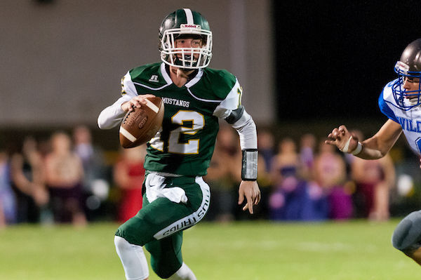 Mustangs Break Through With Homecoming Victory | Sports | thepilot.com