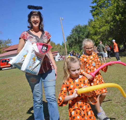 Fall-O-Ween at Malcolm Blue Farm | Gallery | thepilot.com