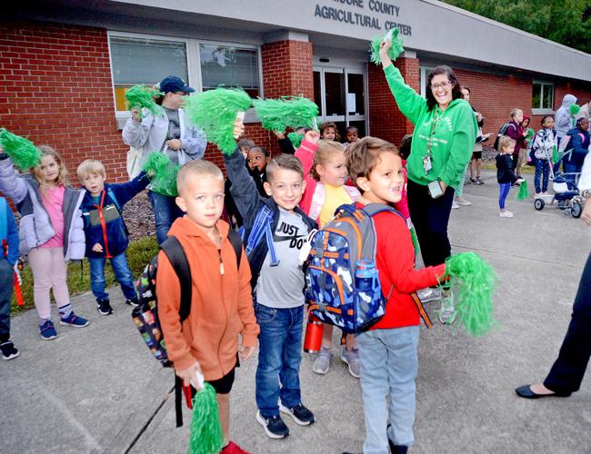 Carthage Elementary Walk to School | Gallery | thepilot.com