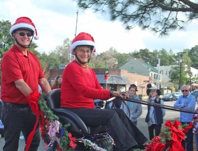 Photo Gallery: Southern Pines Carriage Parade | Gallery | thepilot.com