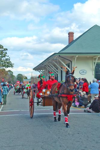 Photo Gallery: Southern Pines Carriage Parade | Gallery | thepilot.com