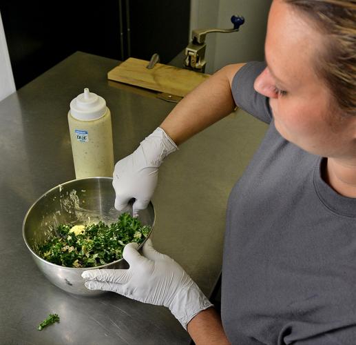 All Hail King Kale: Crown the Super-Nutritious ‘Spinach With Teeth ...