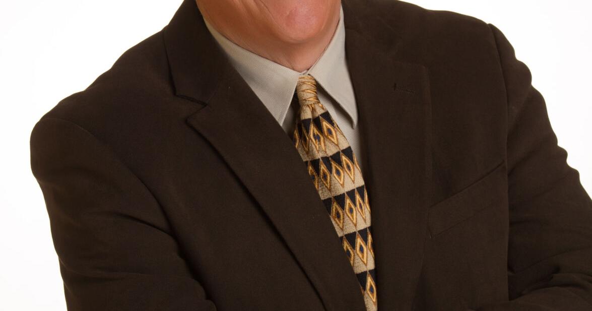 Arts Council Presents Roy Firestone’s One-Man Show | Features ...
