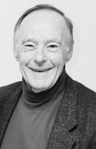 Robert D. McLain | Obituaries | thepilot.com