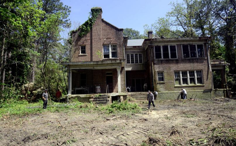 Page From the Past: An Old Mansion, Future Glory | Gallery | thepilot.com