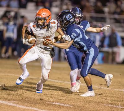 Cavs Blow Past Vikings to Spoil Homecoming | Sports | thepilot.com