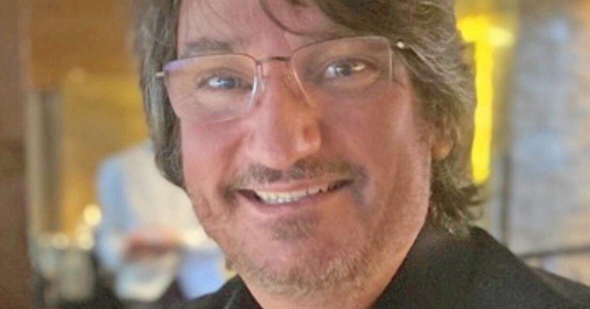Jeffrey S. Ellis | Obituaries | thepilot.com