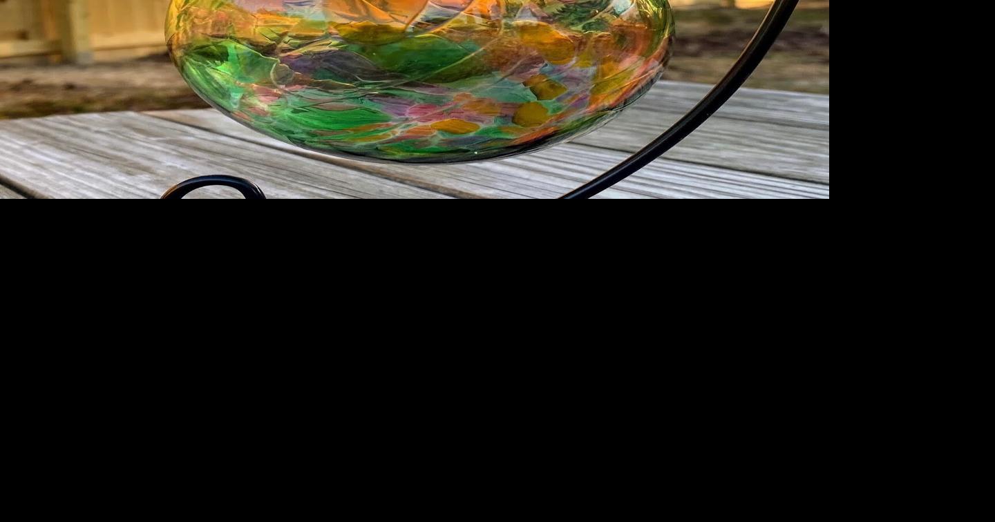 ARTworks Vass Debuts ‘Glass in Vass’ | Features | thepilot.com