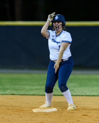 Roundup: Vikings’ ‘Dog Mentality’ Leads To Rout of Raiders | Sports ...