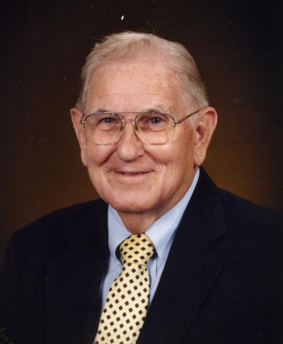 Charles D. Hinds | Obituaries | thepilot.com