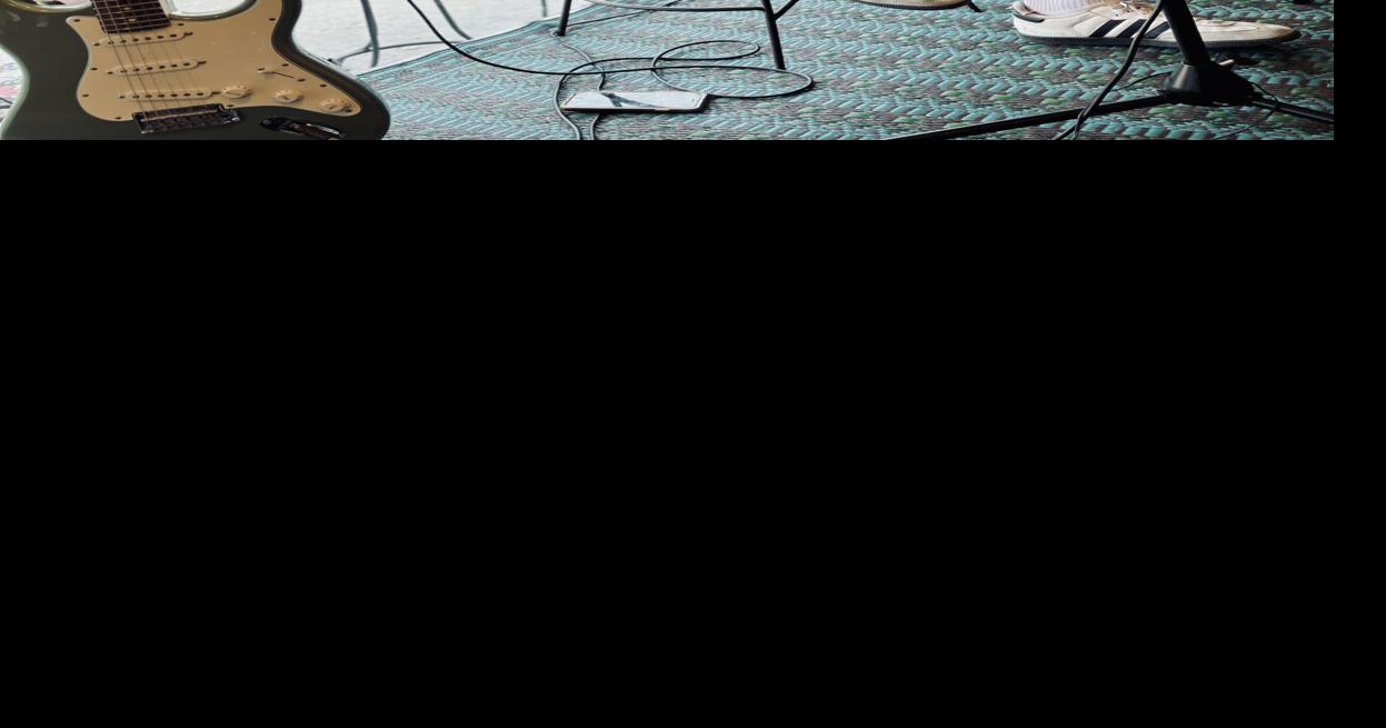 Open Mic Puts Creativity on Stage | Features | thepilot.com