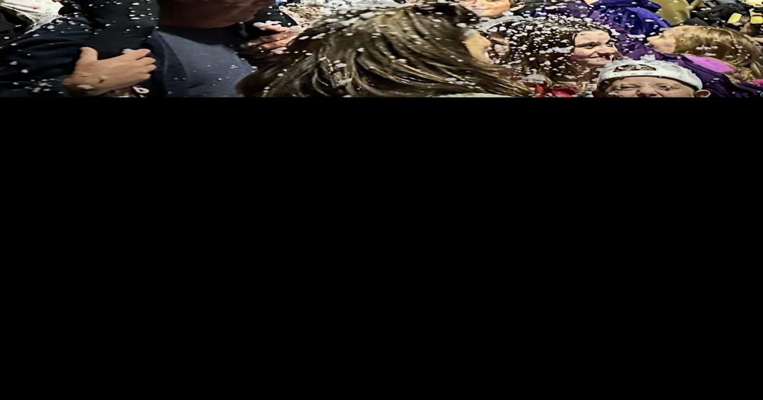 It's Going to Snow Tonight at the Vass Tree Lighting Bash | Features ...