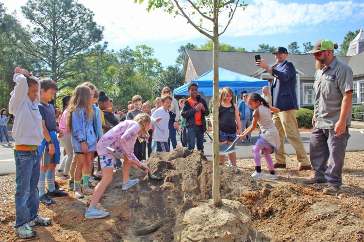 Southern Pines Celebrates Arbor Day | Features | thepilot.com