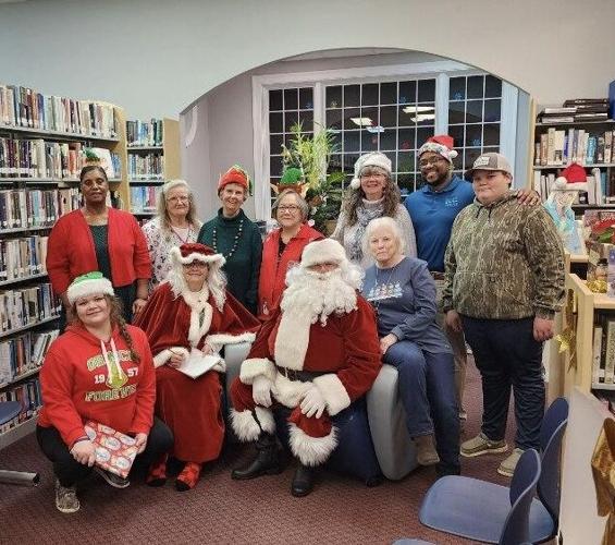 Photo Gallery: Santa Claus Visits Libraries in Robbins and Vass ...