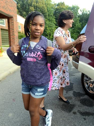 First Day of School at Robbins Elementary | Gallery | thepilot.com
