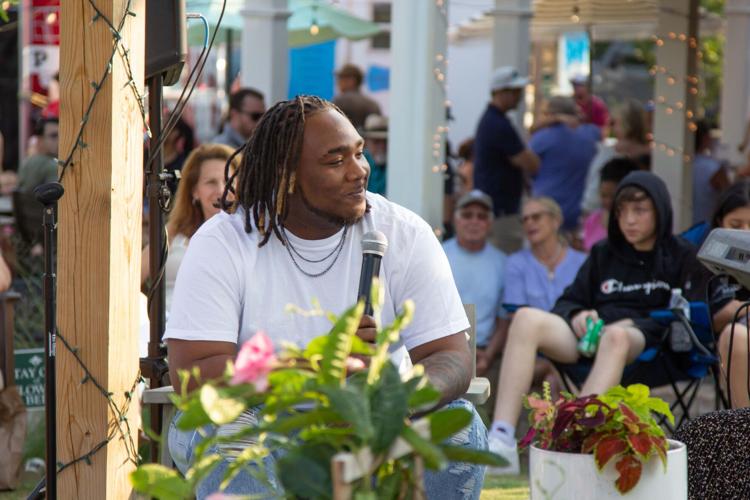 Elijah McCormick Performs | Gallery | thepilot.com