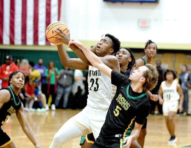 Roundup: Newcomers Step Up in Big Win For Pinecrest over Raiders ...