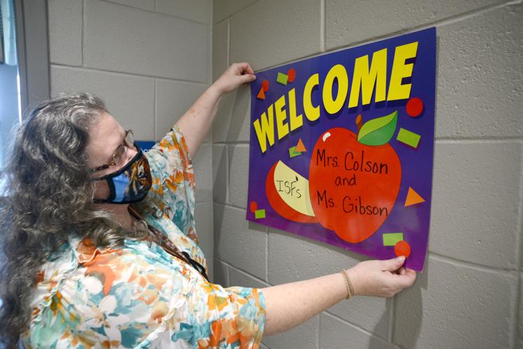 Photo Essay: Aberdeen Elementary Prepares for First Day of Class Amid ...