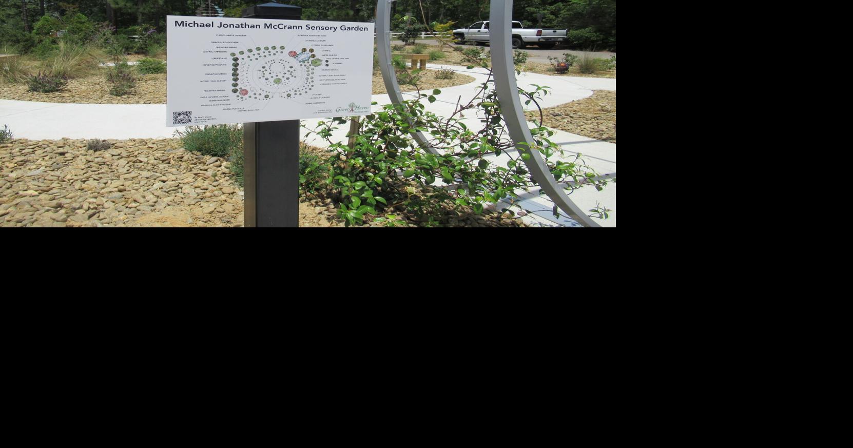 Monarch Creative Arts Center Opens Sensory Garden | Features | thepilot.com