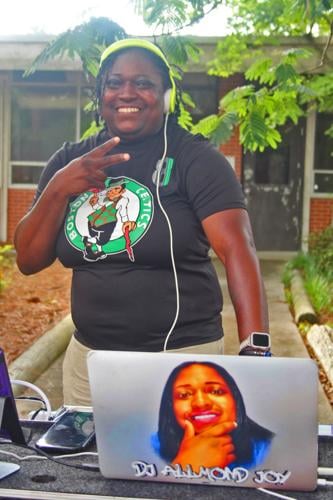 Block Party Honors Rev. Dr. Paul Murphy | Gallery | thepilot.com