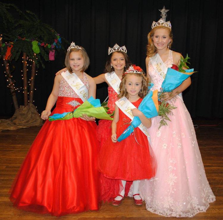 Miss Noel Winners Announced | Features | thepilot.com