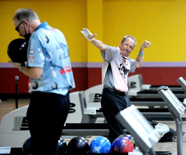 Legends of Bowling compete at the Sandhills Bowling Center | | thepilot.com