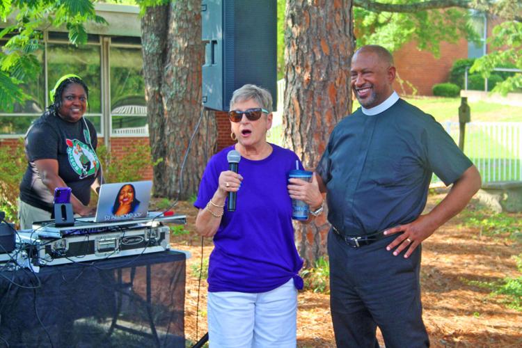 Block Party Honors Rev. Dr. Paul Murphy | Gallery | thepilot.com