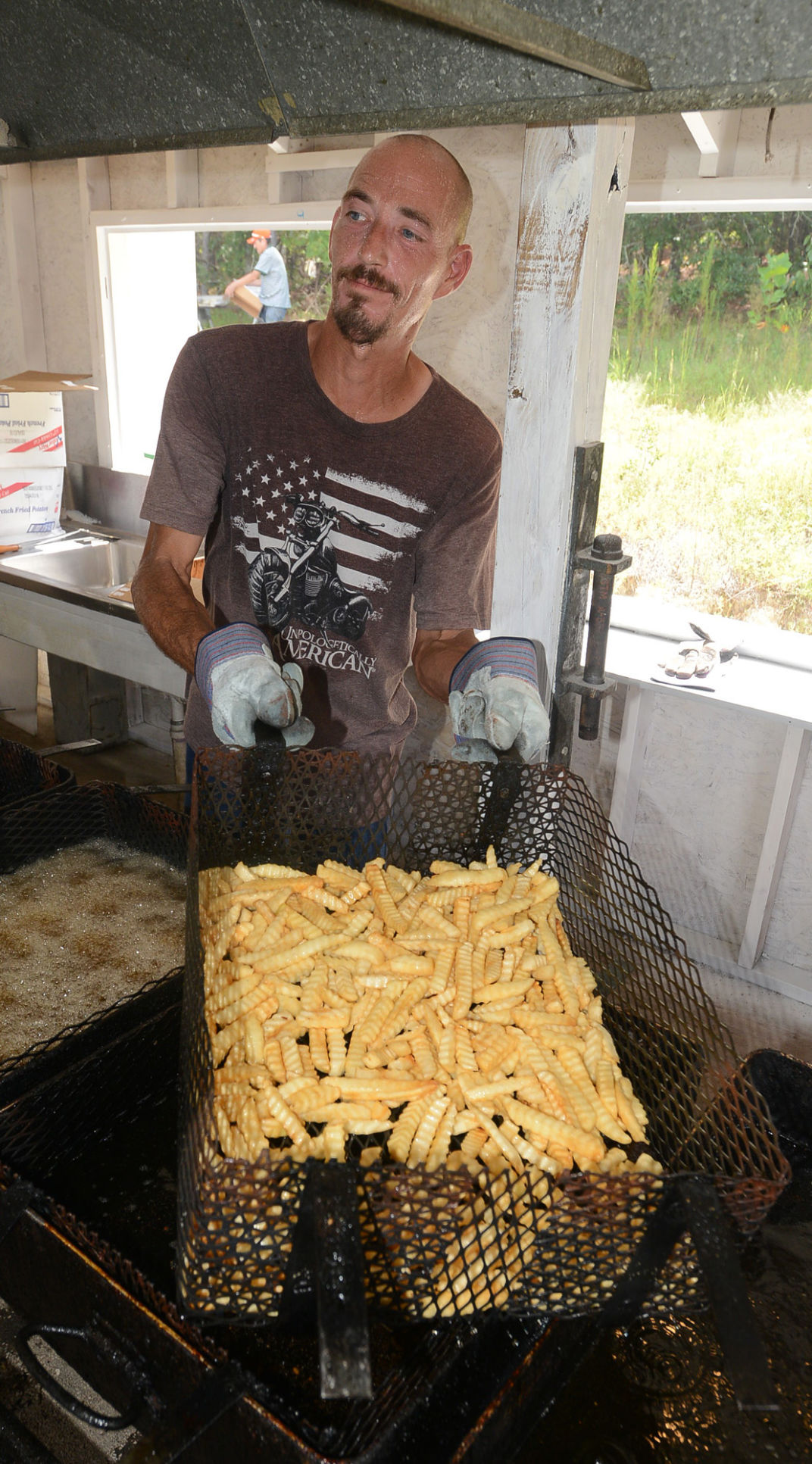 Shriners Fry Fish in Aberdeen | Gallery | thepilot.com