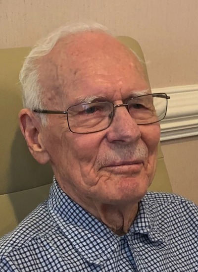 Earle R. Heine | Obituaries | thepilot.com