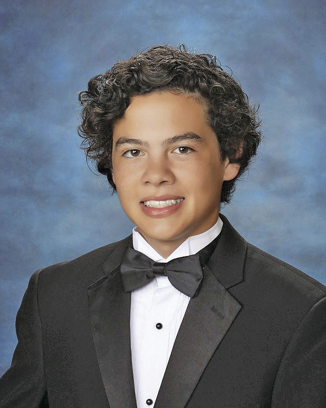 Three Pinecrest Grads Receive Scholarships | Features | thepilot.com