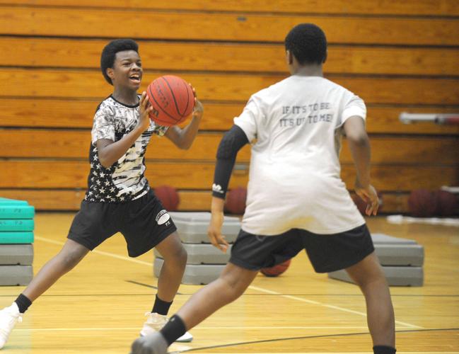 Scenes from Bobby Collins Basketball Camp at Pinecrest | Multimedia ...