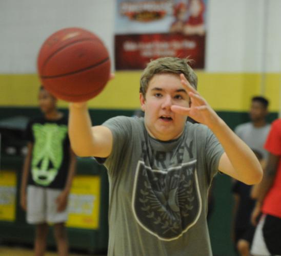 Scenes from Bobby Collins Basketball Camp at Pinecrest | Multimedia ...