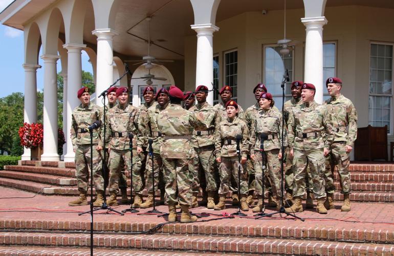 82nd Airborne Band Performs For Veteran Golfers | Gallery | thepilot.com