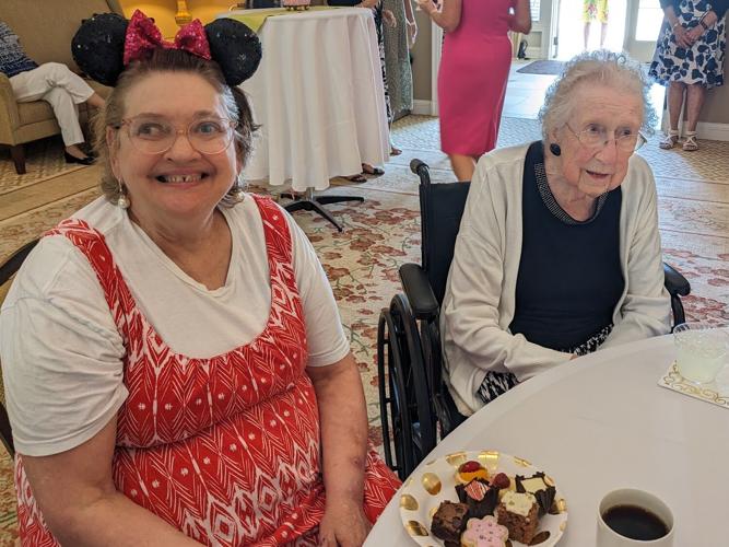 Out and About: Ladies Reception for Carolyn Helms | Gallery | thepilot.com