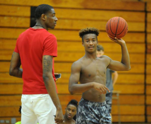 Scenes from Bobby Collins Basketball Camp at Pinecrest | Multimedia ...