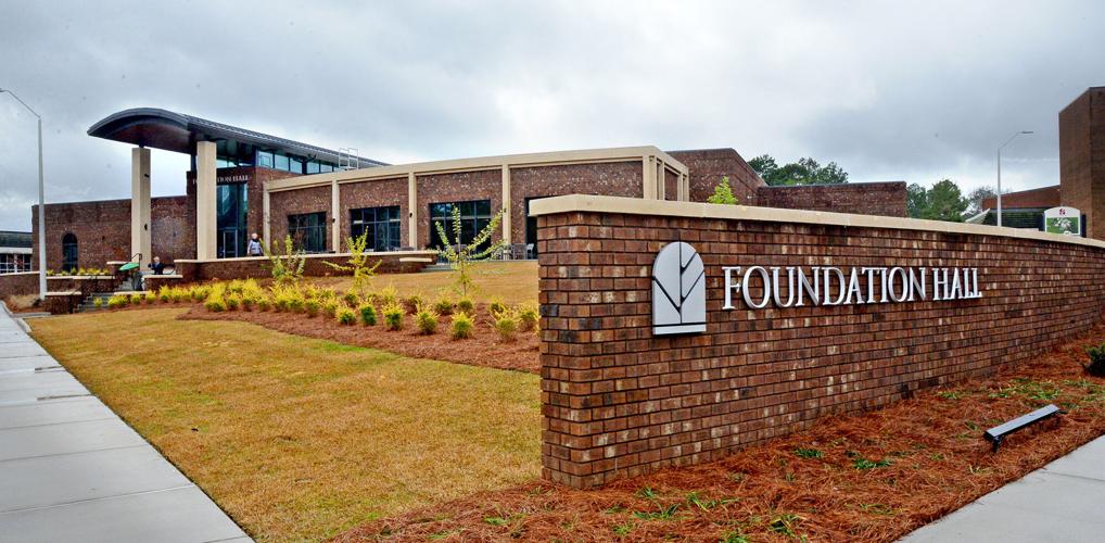 SCC Foundation Hall Dedication | Gallery | thepilot.com