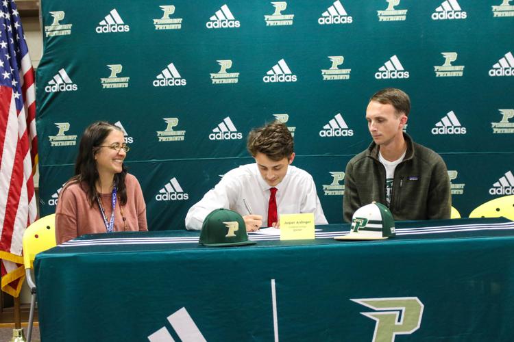 Pinecrest Signing Ceremony | Gallery | thepilot.com